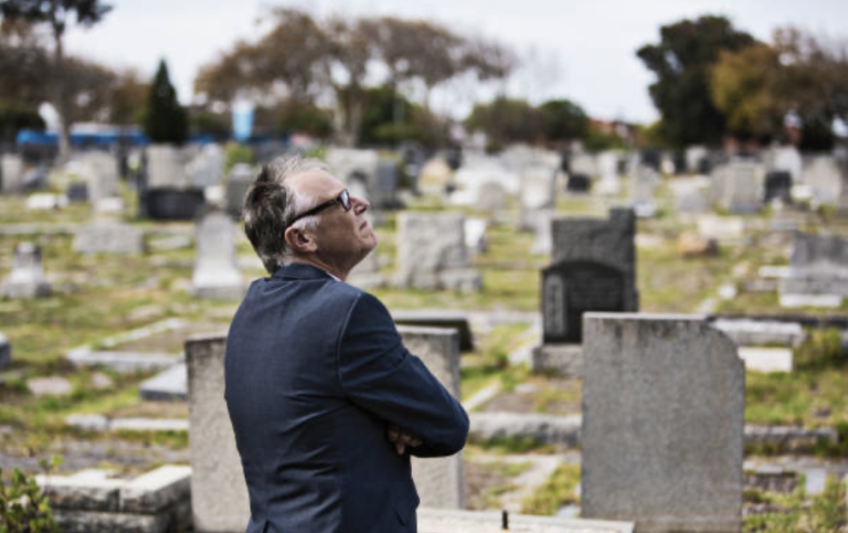 Choosing the Right Burial Plot: Factors to Consider | Expert Advice